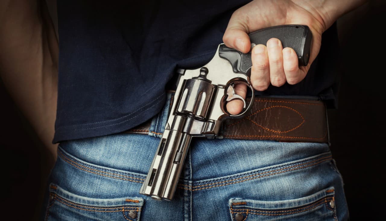 Arizona Firearm & Felony Gun Possession Lawyers & Attorneys